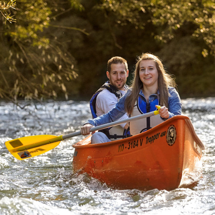 Kanutouren auf der Lahn in Hessen buchen | Lahn Kanu